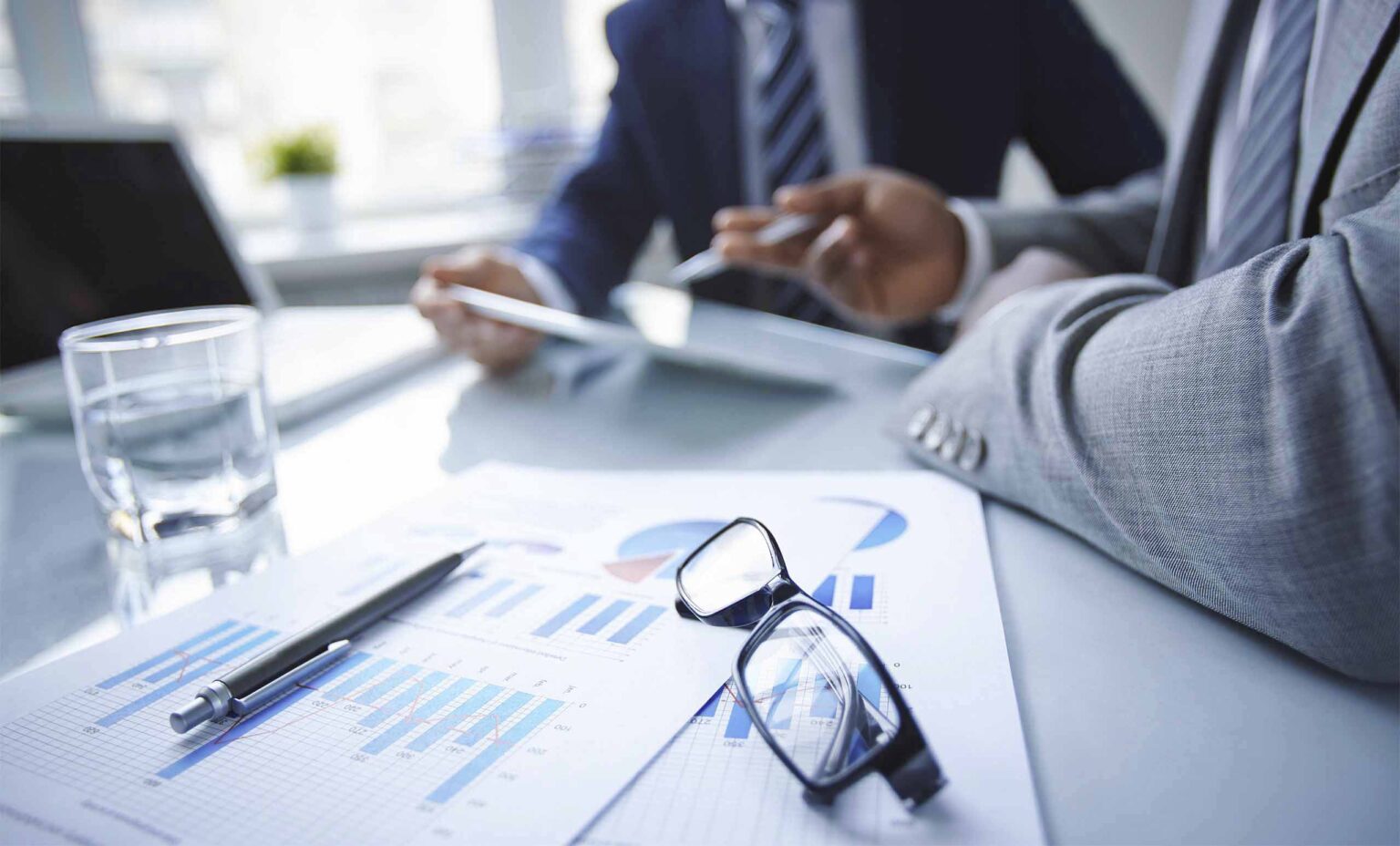 International Commercial - Global Advisory Experts